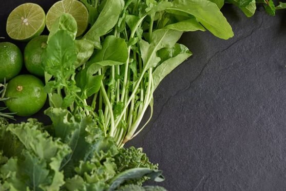 Boiled Leafy Greens (Horta Vrasta) - Traditional Recipes from the Balkans